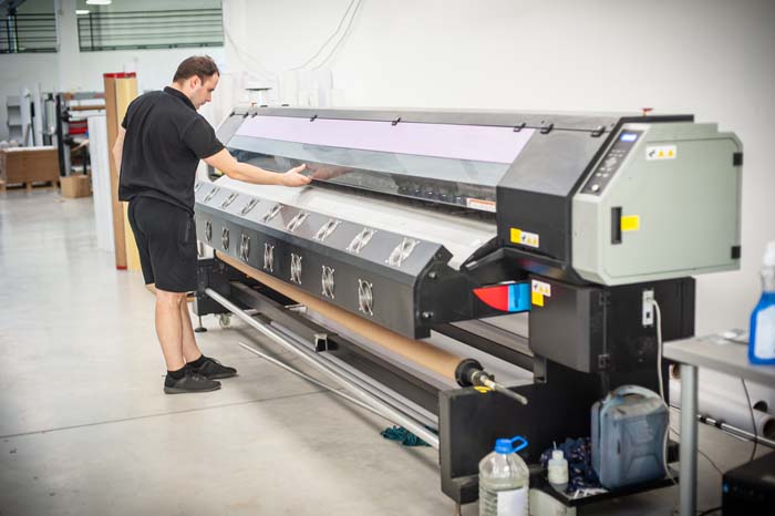 Specialized sign shop in Cottage Grove, MN, 55016